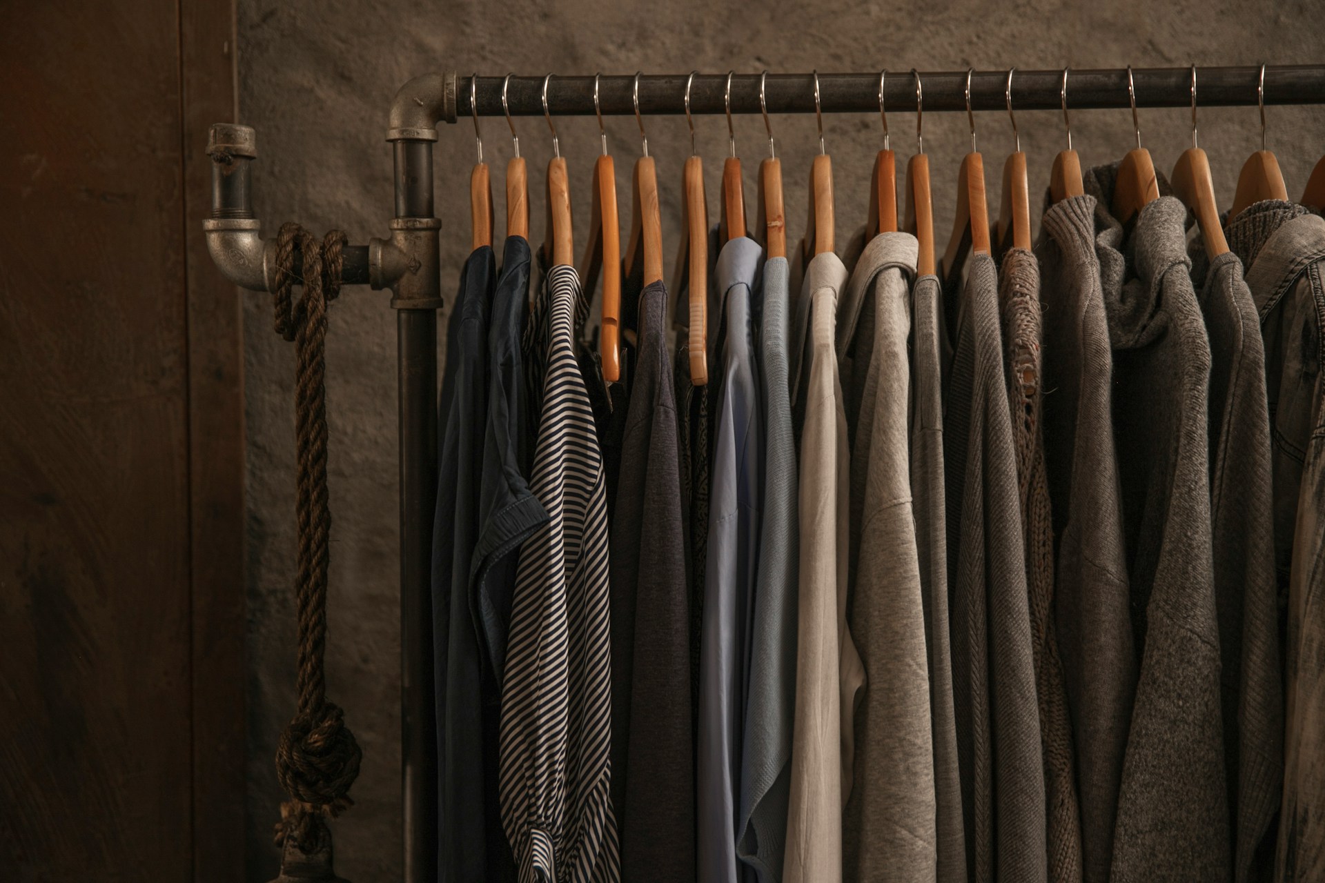 Hydrophobic Coating for Clothes During Rainy Travel